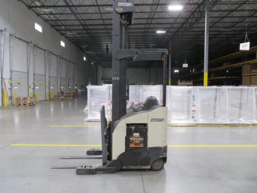 CROWN RR5700 SERIES 3000LBS REACH TRUCK MODEL: RR5725-35, SERIAL ...