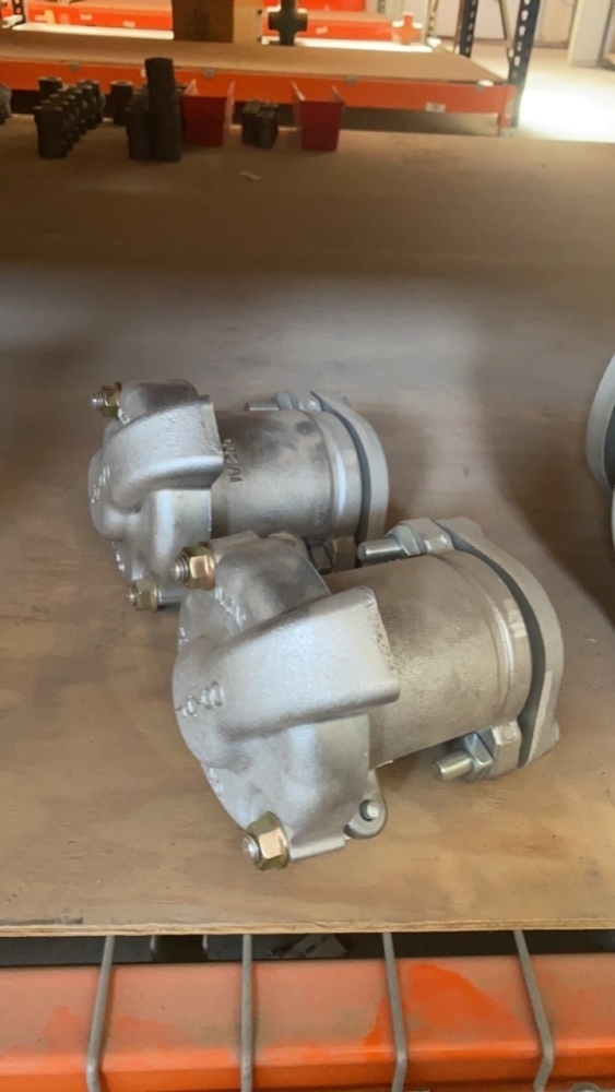 LOT (1) ENARDO ES660 THIEF HATCH W/8 OZ SPRING, (2) ENARDO 4 INCH ES ...