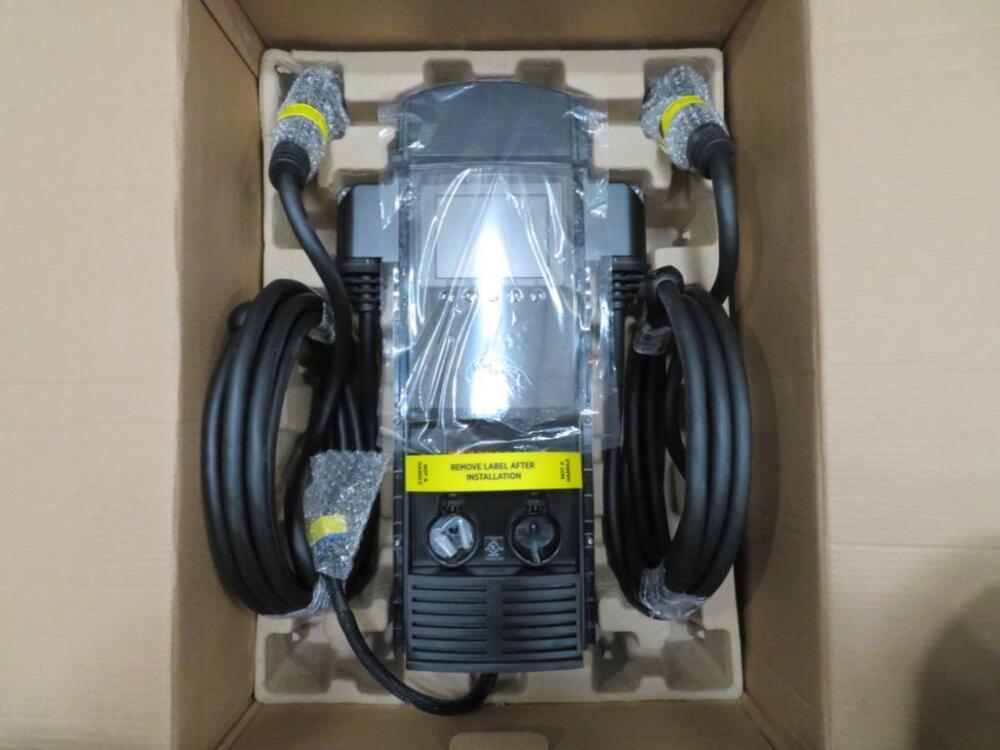 CHARGEPOINT CT4020-HD-GW DUAL OUTPUT ELECTRIC VEHICLE CHARGING STATION ...