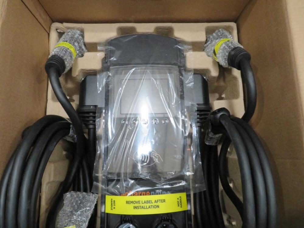 CHARGEPOINT CT4020-HD-GW DUAL OUTPUT ELECTRIC VEHICLE CHARGING STATION ...